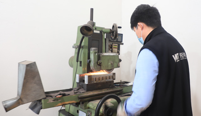 low volume cnc machining production, Why manufacture with VMT?